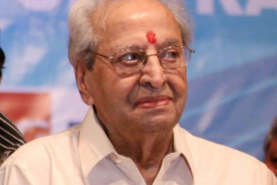 Legendary Actor Pran Dies at 93 - Indiatimes.com