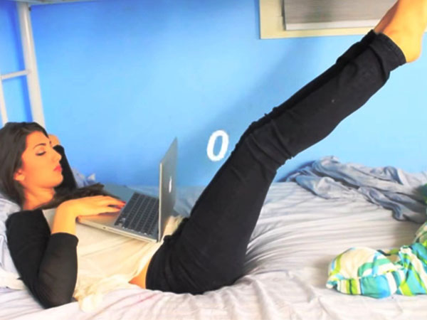 10 Fitness Moves For Those Who Are Too Lazy To Exercise - Indiatimes.com