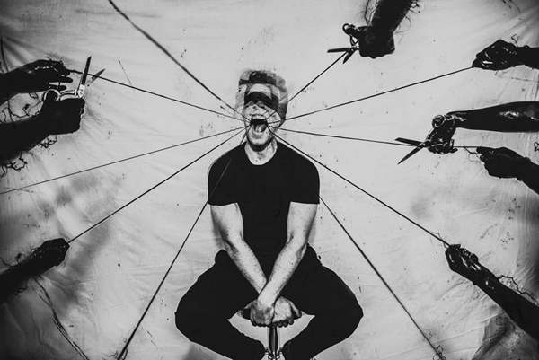 13 Photos That Showcase The Reality Of Living With A Mental Disorder ...