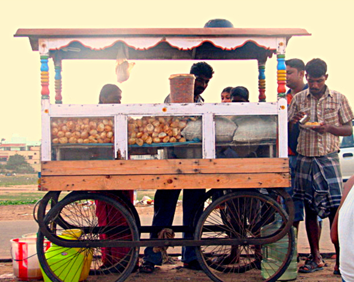 13 Stalls Around India You Have To Eat Golgappas At At Least Once In ...