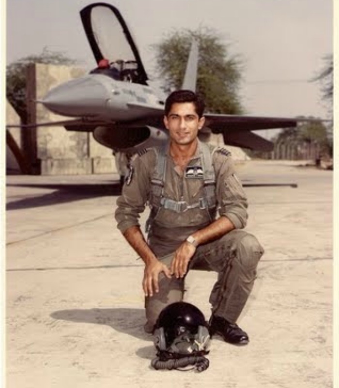A Pakistan Air Force Pilot Helped IAF Pilot Nachiketa Escape Torture ...
