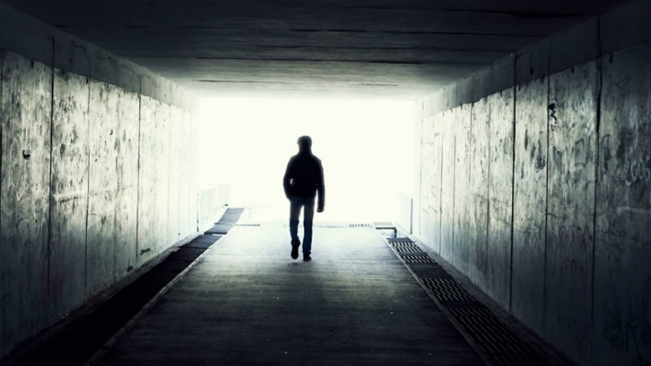 9 Habits Of People Suffering From Concealed Depression - Indiatimes.com