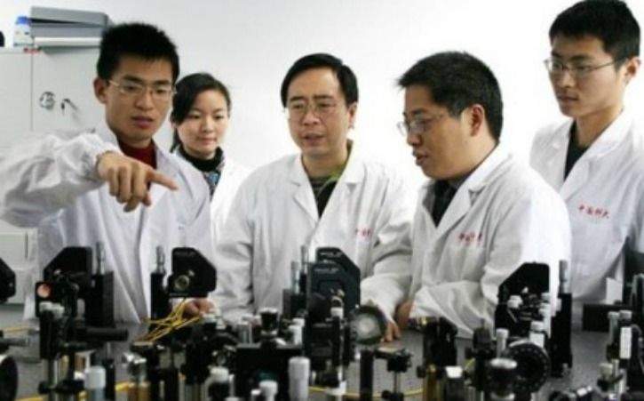 Chinese Scientists Achieve Rare Breakthrough, Teleport A Single Photon ...