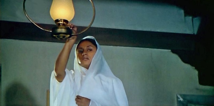 It Took Three Years To Shoot One Scene Of Sholay, Reveals Amitabh ...