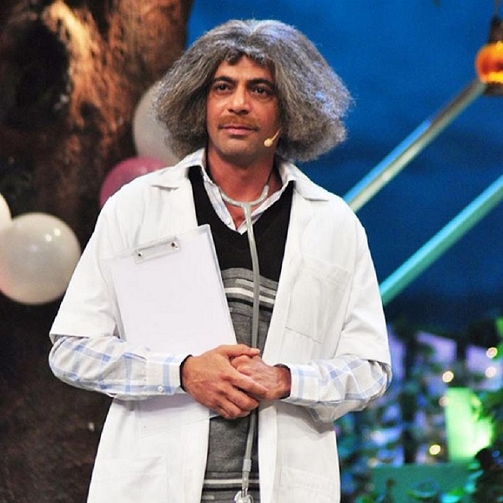 Sunil Grover Lands Into Legal Soup, Big B's Sooryavansham Completes 18 ...