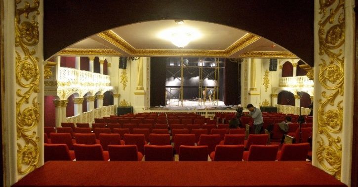 UNESCO Has Just Recognised Mumbai’s 102-YO Royal Opera House, Here’s ...