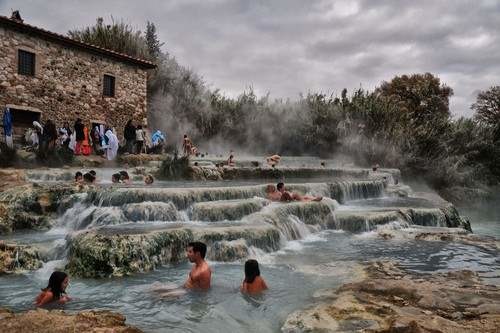 10 hot water springs in India that have medicinal properties