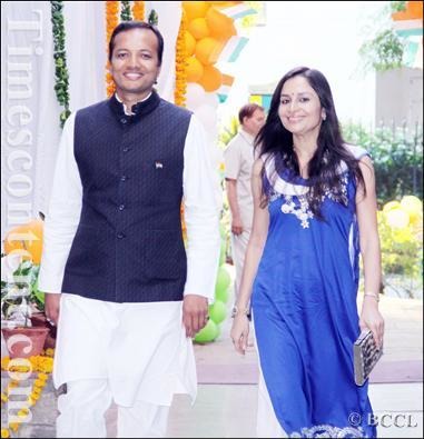 Naveen Jindal's Rare Family Pics - Indiatimes.com
