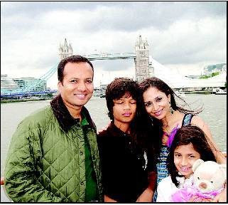 Naveen Jindal's Rare Family Pics - Indiatimes.com