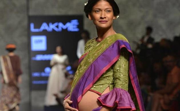 Wallpaper Model Carol Gracias