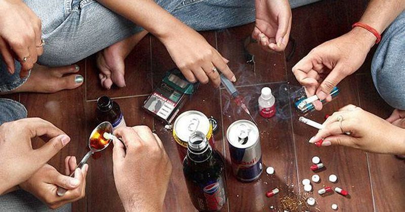 IIT Kanpur Students Fall In Grip Of Drugs, Insiders Aid Peddling ...