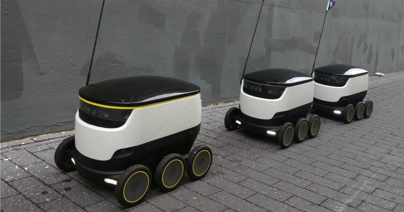 These Autonomous, Wheeled Robots Are Ready To Deliver Pizza In The US