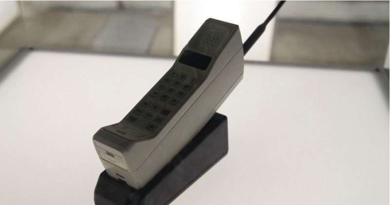 45 Years Ago Motorola Made The 1st Mobile Phone Call Ever, Forever ...