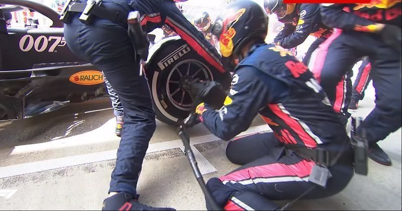 Fastest Pit Stop Ever:Red Bull Pit Crew Just Created A World Record By ...