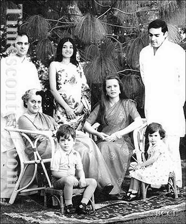 FLASHBACK: Sonia Gandhi's Life in Pics - Indiatimes.com